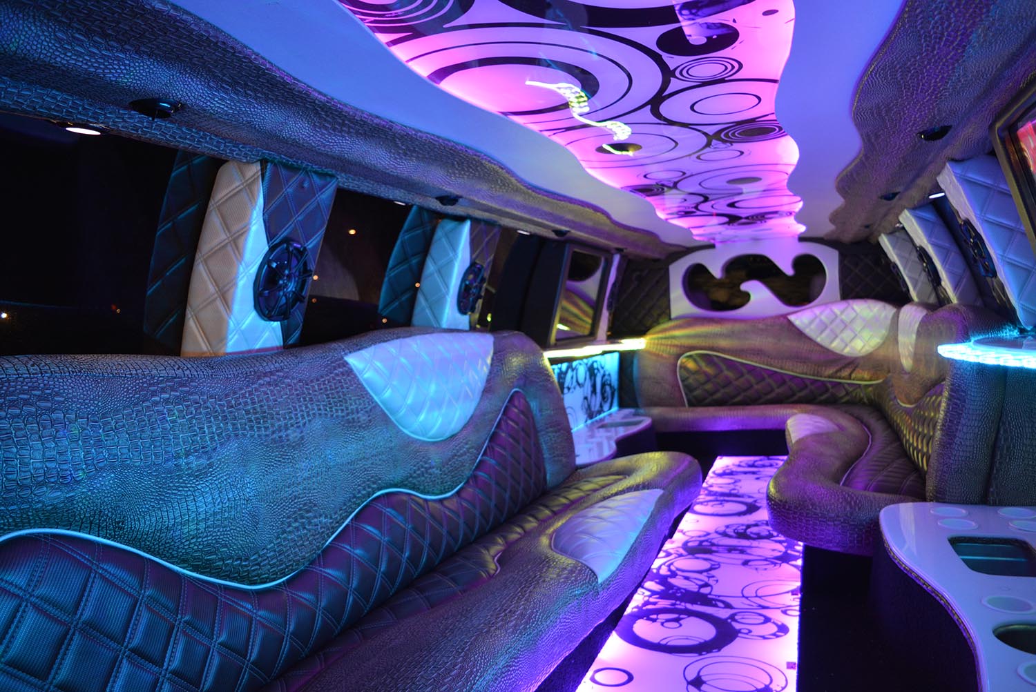 Cadillac Escalade - Avital Chicago Party Bus