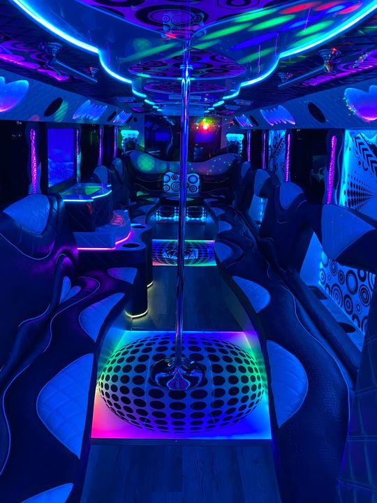 Lounge Edition - Avital Chicago Party Bus