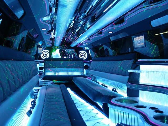 Hummer H2 Double Axle - Avital Chicago Party Bus
